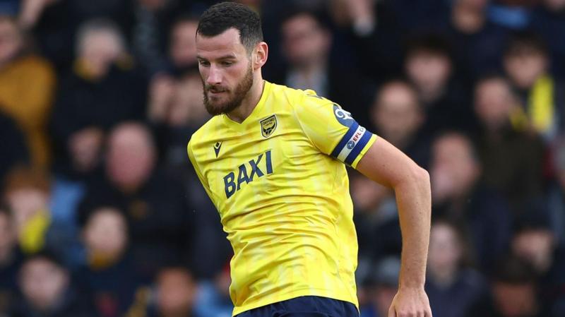 Elliott Moore: Oxford United captain out for around four matches - BBC ...