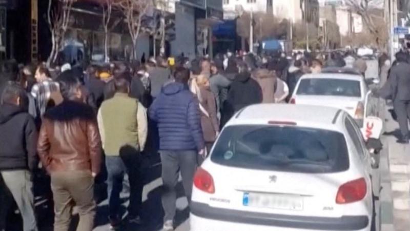 Iran protests enter ninth day as Trump renews intervention threat - BBC ...