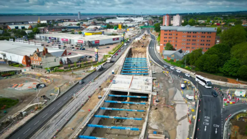 New schedule of closures for A63 Castle Street in Hull - BBC News