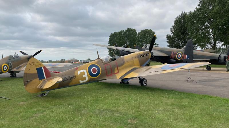 Spitfire crash: Tributes to pilot killed at Coningsby - BBC News