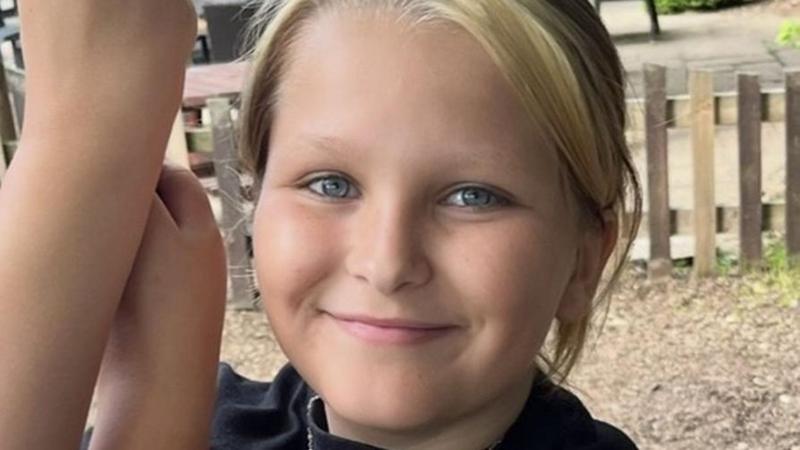 Mia Lucas, 12, had underlying brain disorder, inquest told - BBC News