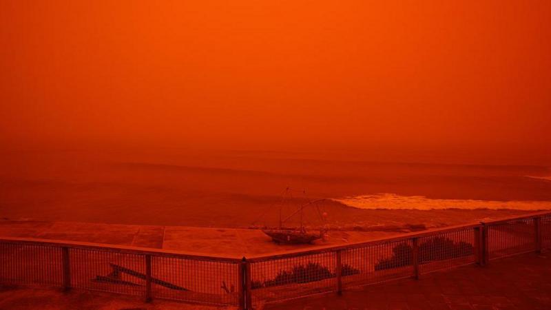 Big Saharan dust storm hits Crete causing sky to turn red - BBC Newsround