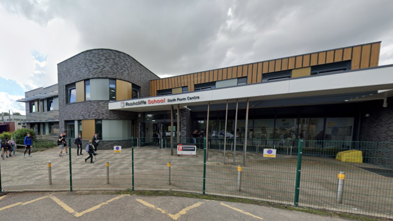 Nottingham: Newly-built school to open on former college site - BBC News