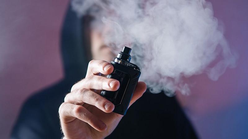 How a 14-year-old boy became addicted to Spice through vapes - BBC News