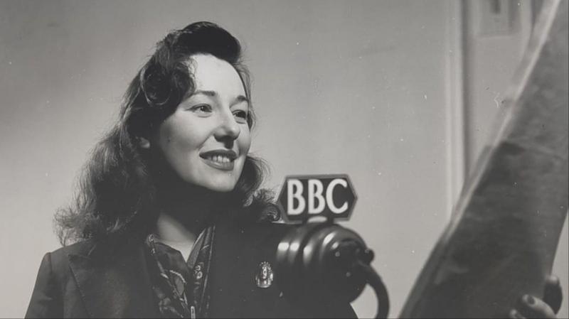 Radio - Y newyddion a straeon diweddaraf - BBC Cymru Fyw