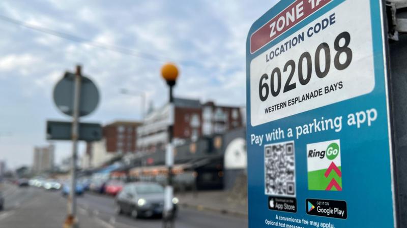 Southend QR parking scam prompts warning from council - BBC News