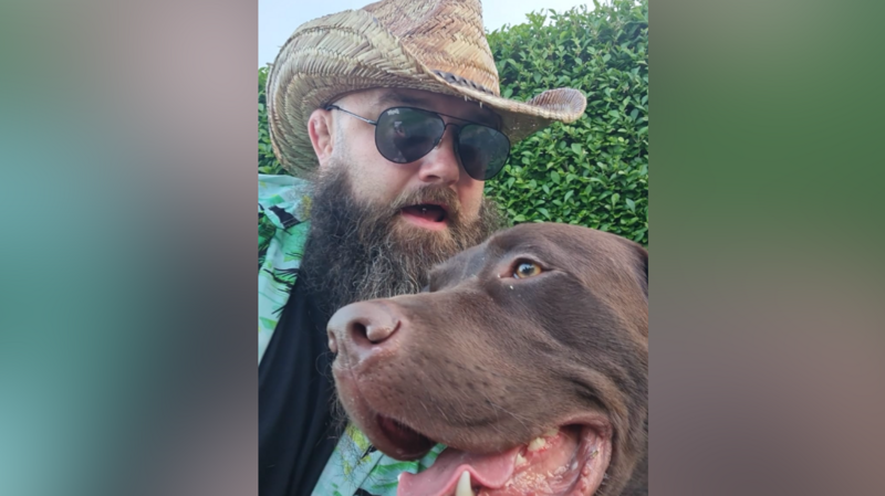 'Gentle' father died with his dog in Christmas canal boat fire - BBC News