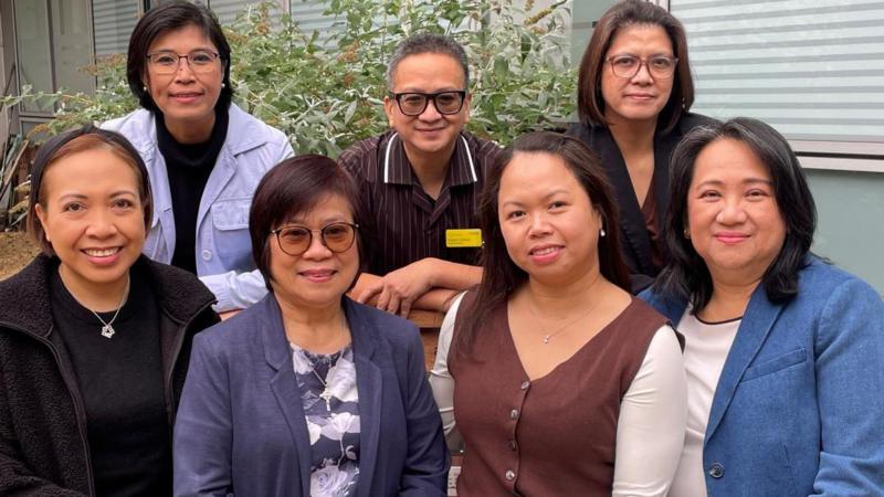 Peterborough Filipino nurses mark 25 years at NHS trust - BBC News
