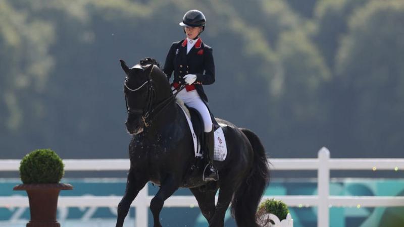 Watch London International Horse Show: BBC coverage and preview - BBC Sport