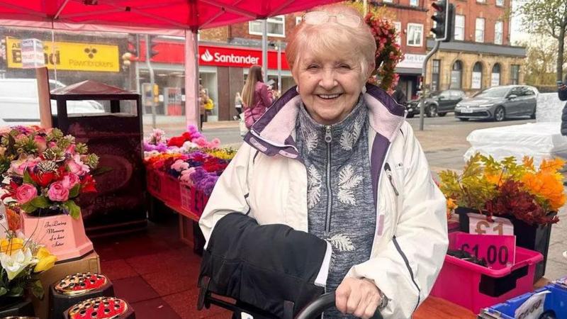 Bootle: The town and its residents getting ready big change - BBC News