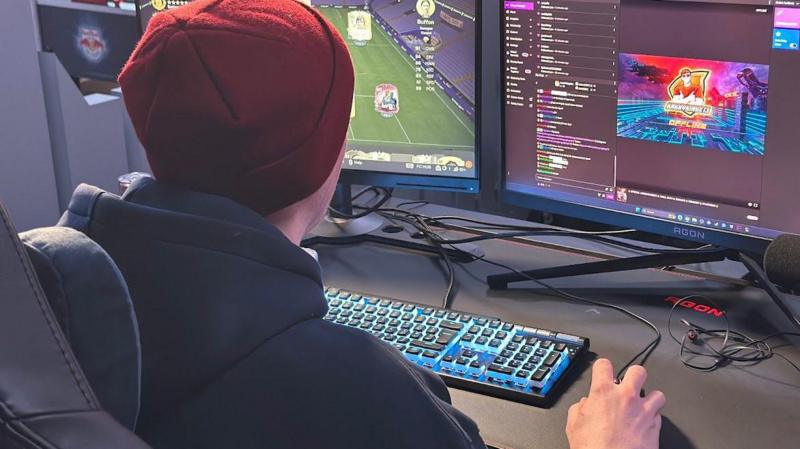 Angryginge promises Baller League 'blood and thunder' - BBC News