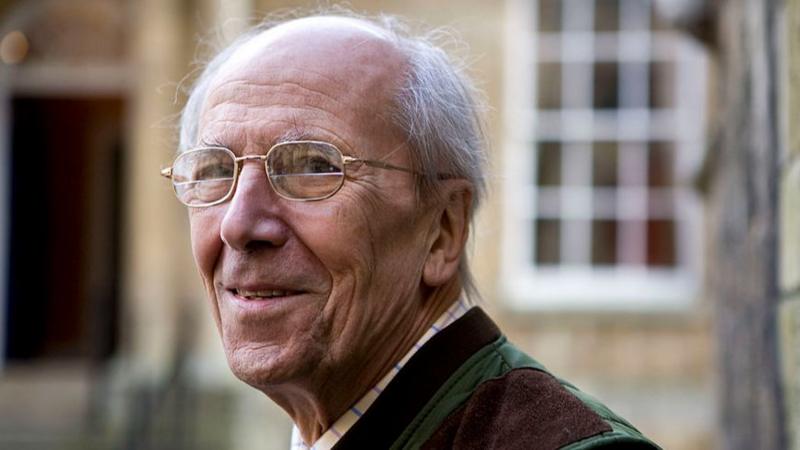 Funeral held for Norman Tebbit at Bury St Edmunds cathedral - BBC News