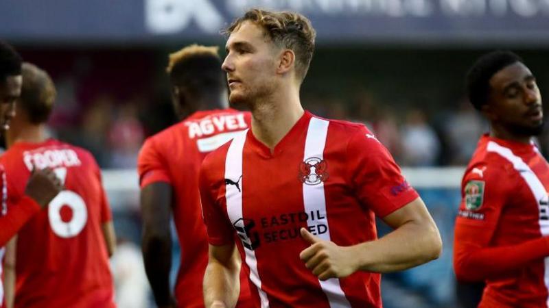 Lewis Warrington: Walsall sign former Orient midfielder - BBC Sport