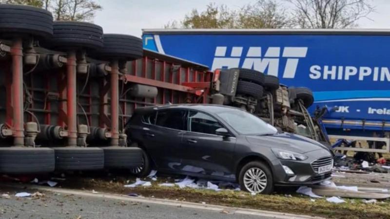 M6 motorway - BBC News