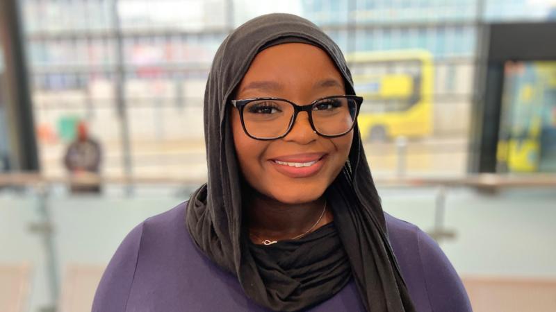 Manchester bus pass will ease young adults into paying for travel - BBC ...