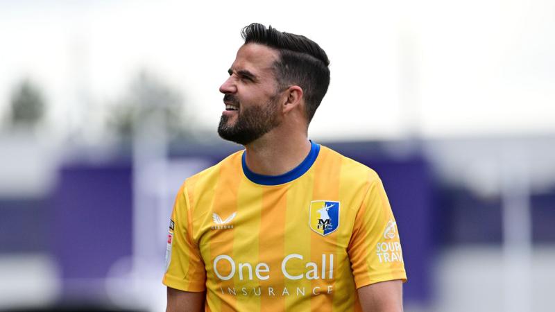 Stephen McLaughlin: Mansfield defender prepared for Carabao Cup tie ...