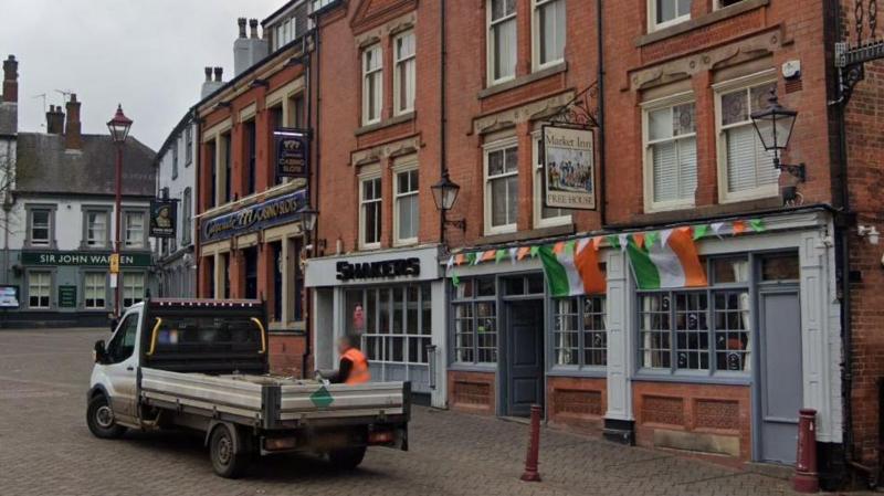 Ilkeston pub's opening hours cut after man's fight death - BBC News