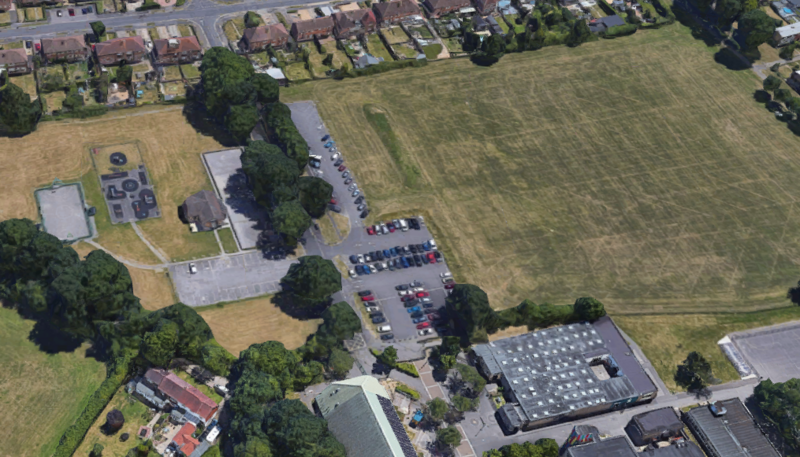 Fareham Borough Council applies to build hub on playing field - BBC News