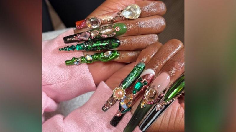 Basildon artist creates nails for Cynthia Erivo in Wicked - BBC News