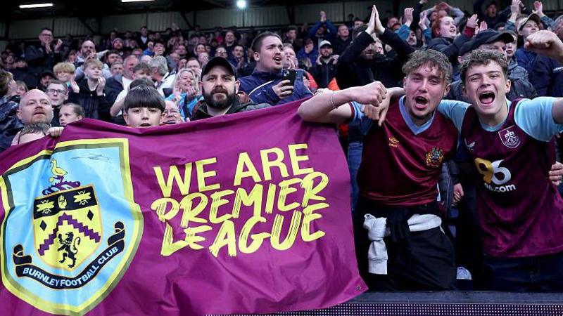 Burnley confirm details of May 6 promotion parade - BBC Sport