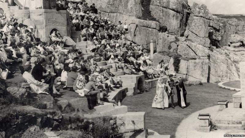 In Pictures: Rowena Cade's Minack theatre - BBC News