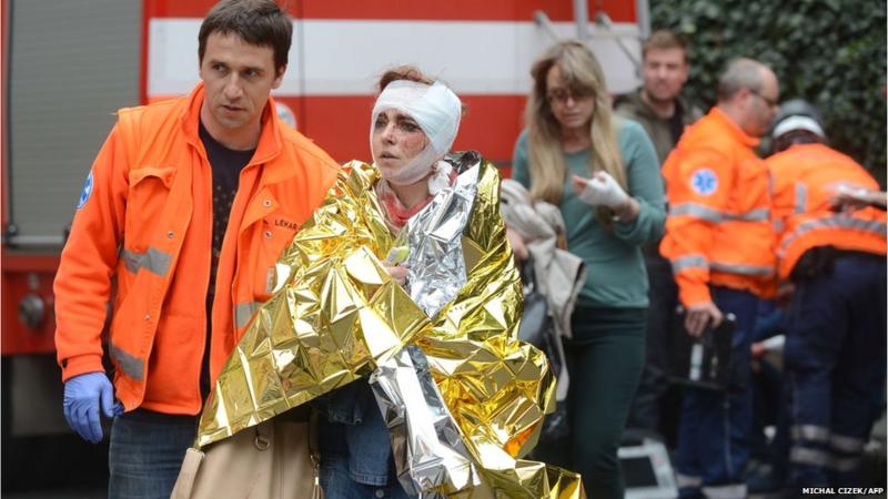 Day in pictures: 29 April 2013 - BBC News