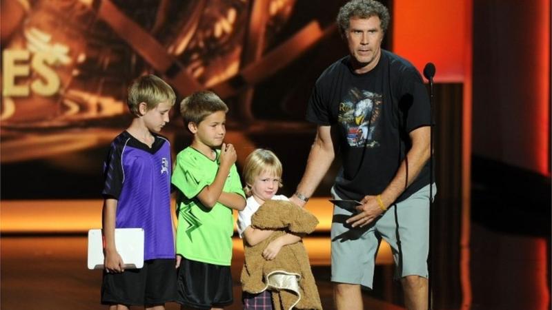 In pictures: Emmy awards 2013 - BBC News