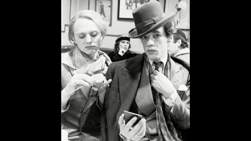 In pictures: The career of Roger Lloyd Pack - BBC News