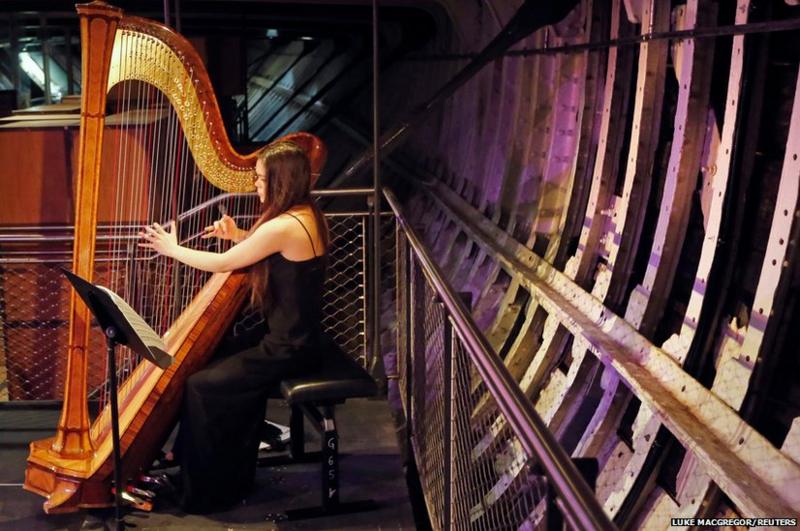 Day in pictures: 21 January 2014 - BBC News