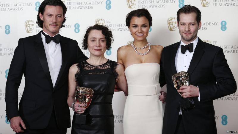 In pictures: Bafta honours stars - BBC News