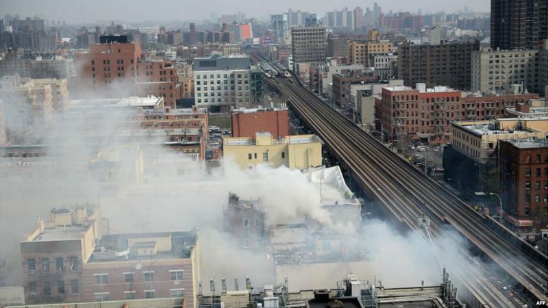 In pictures: New York building collapses after blast - BBC News