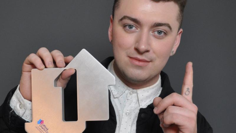 Sam Smith enjoys US chart success with debut album - BBC News