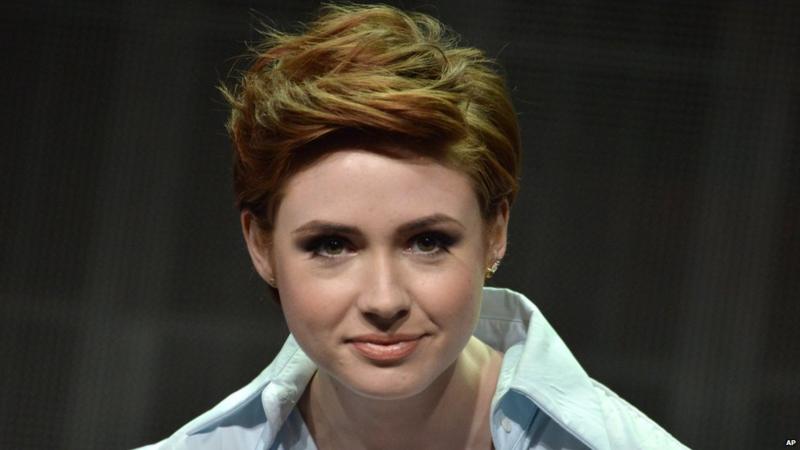 Gillan's villain: Scots actress as Guardians' Nebula - BBC News