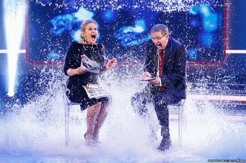 Week in pictures: 6-12 December 2014 - BBC News