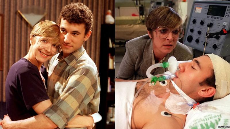 In pictures: Anne Kirkbride, Coronation Street's Deirdre - BBC News