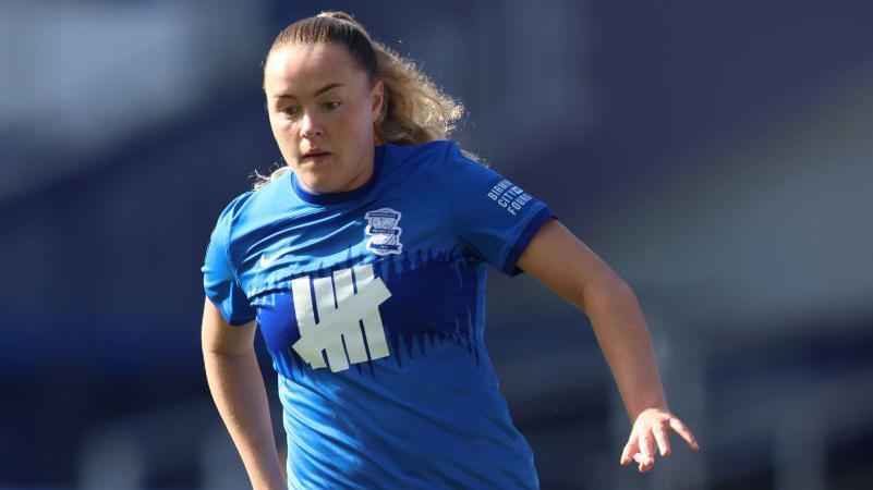 Rangers' Charlie Devlin 'excited' to continue work with Jo Potter - BBC ...
