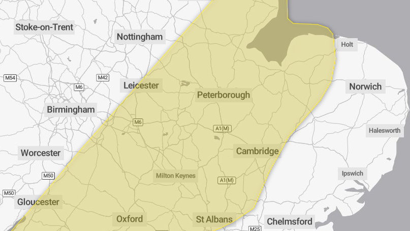 Heavy rain warning for the East of England issued by Met Office - BBC News