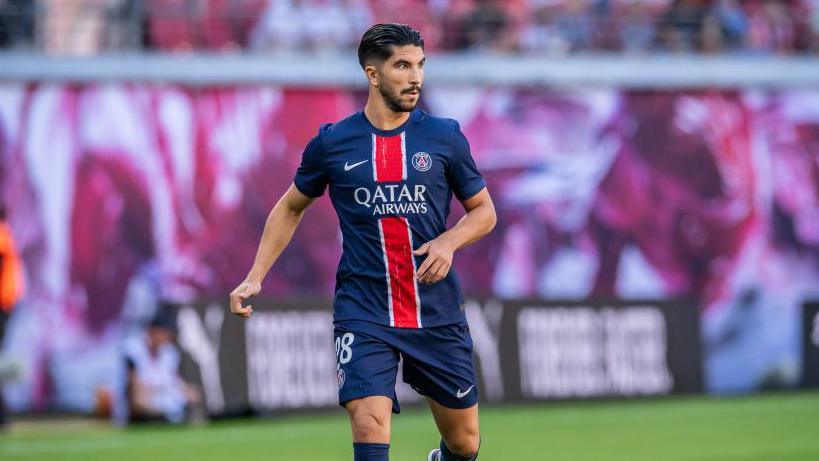 Carlos Soler signs for West Ham from PSG - BBC Sport