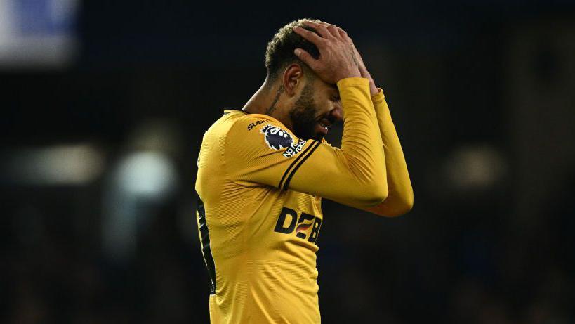 Wolves news: Cunha 'body language' analysis - Bothroyd - BBC Sport