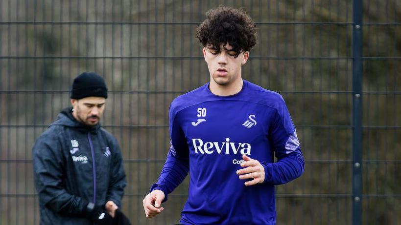 Swansea City: Defensive prospect Filip Lissah returns after long injury ...