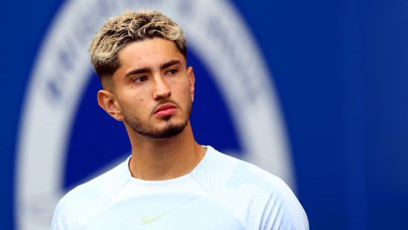 Brighton news: Steven Alzate to leave in summer - BBC Sport