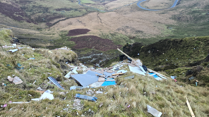River of waste 'visible for miles' dumped on Bwlch Mountain - BBC News