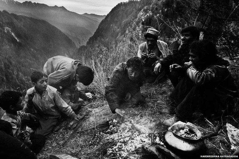 In pictures: India's isolated village of Malana - BBC News