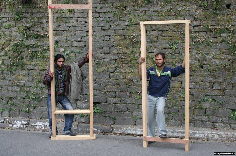 Your pictures: Frames - BBC News