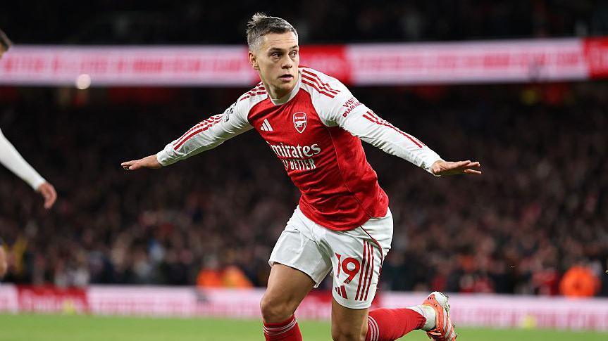 Arsenal news: Fan views on Leandro Trossard - BBC Sport