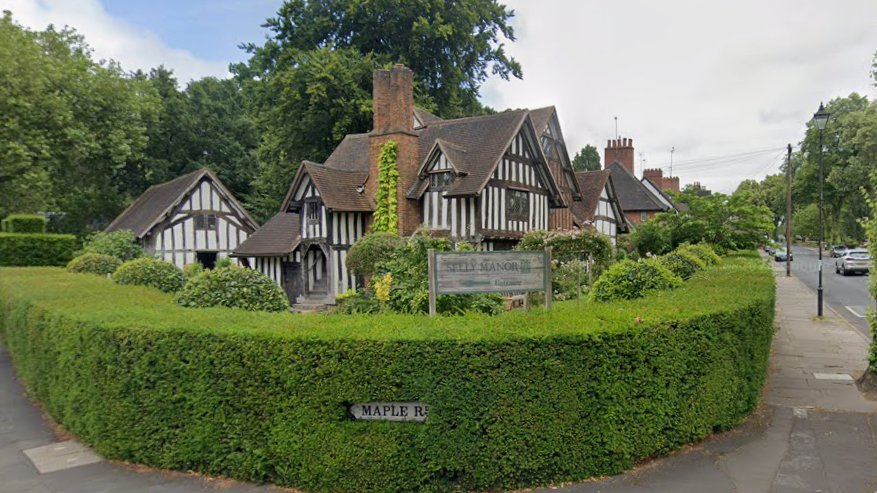 Spring clean at Bournville museum founded by George Cadbury - BBC News