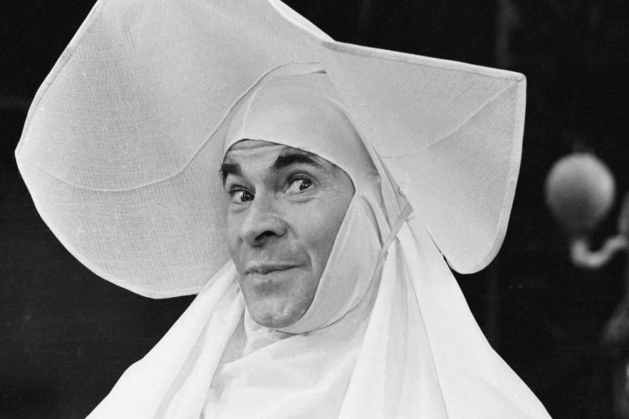 Stanley Baxter: Scottish comedian with a gift for sketches, mimicry and ...