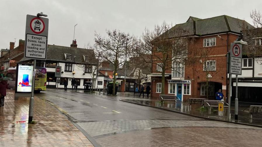 Penalty enforcement in Ipswich could net council £1m a year - BBC News