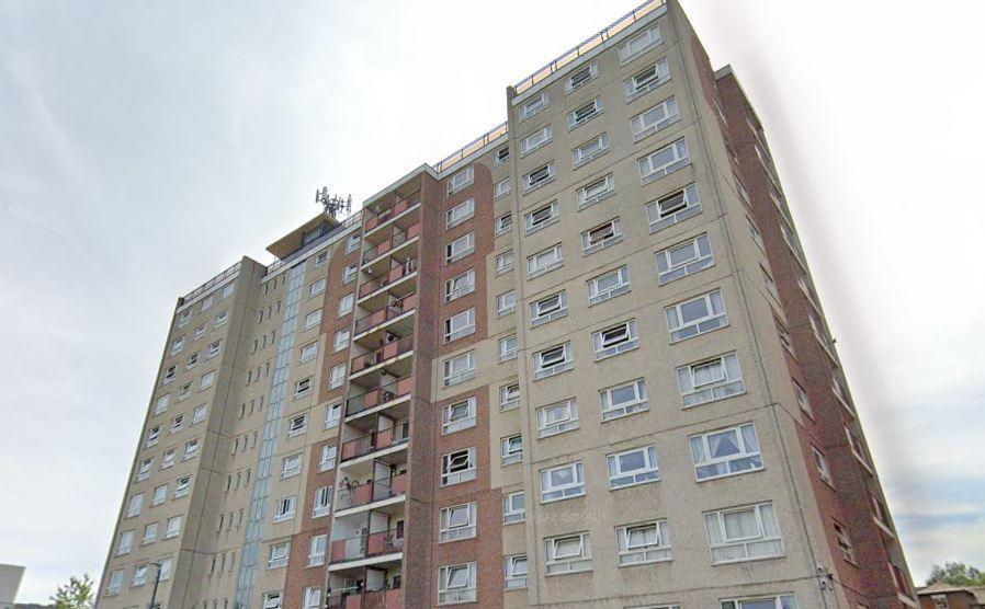 Derby apartment block set for major upgrade - BBC News