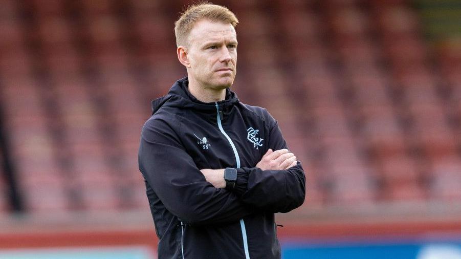 Rangers' Smith set to take charge for Dundee United visit - BBC Sport